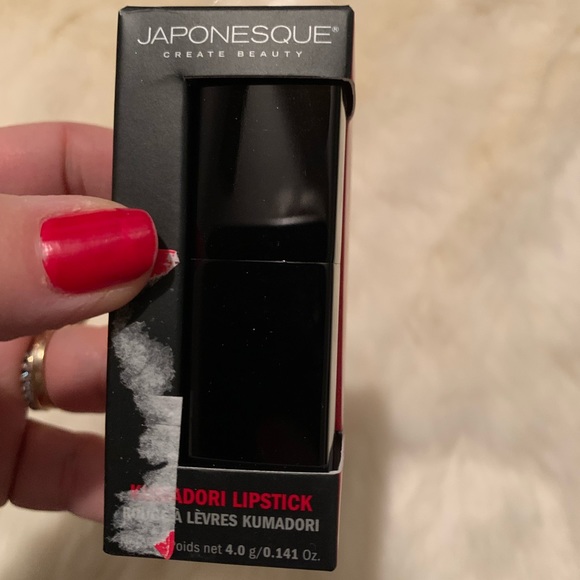 Japonesque | Makeup | New Japonesque Kumadori Lipstick Red Tsubaki 41 Oz | Poshmark